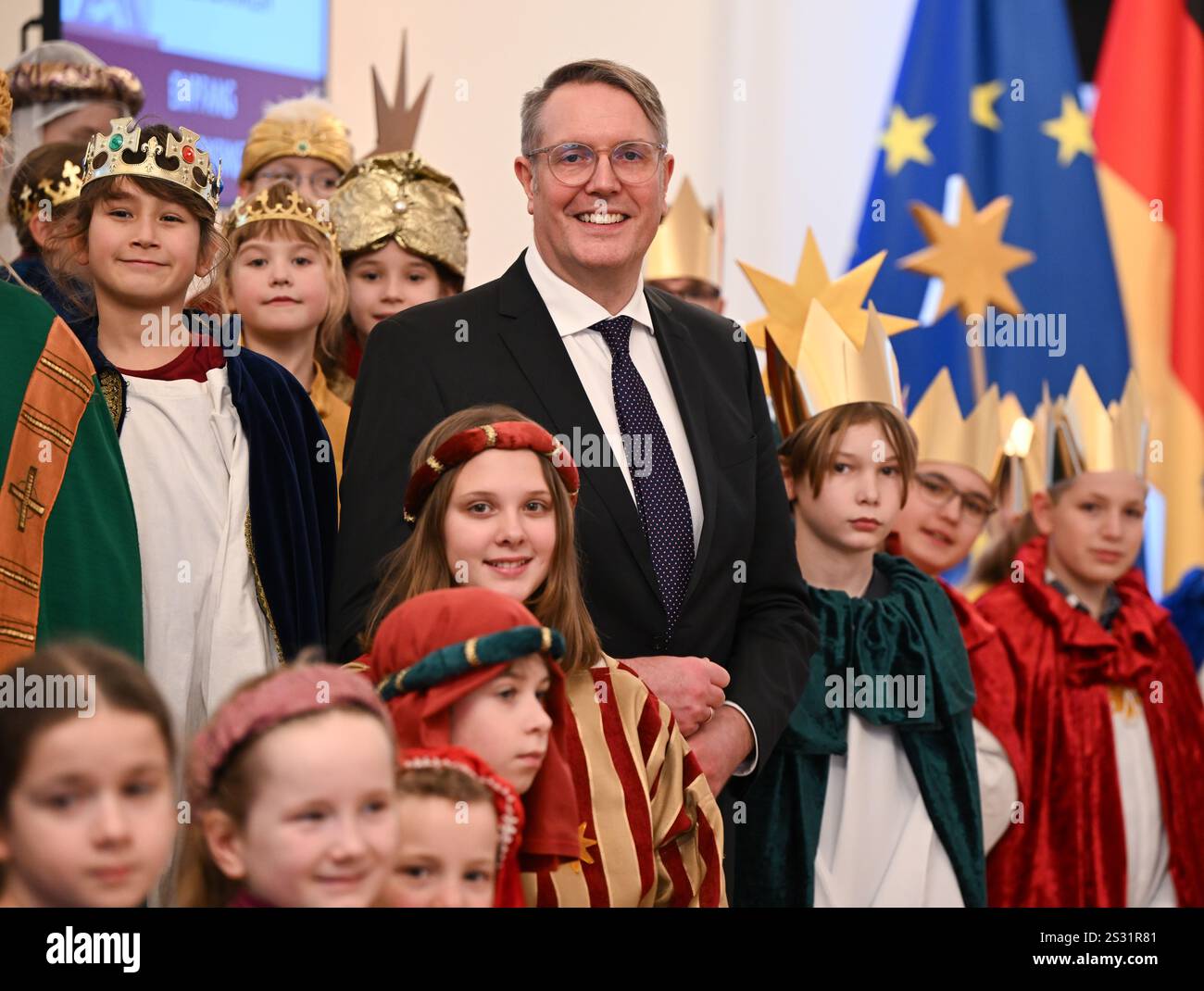 Mainz, Germany. 08th Jan, 2025. Alexander Schweitzer (SPD), Minister ...