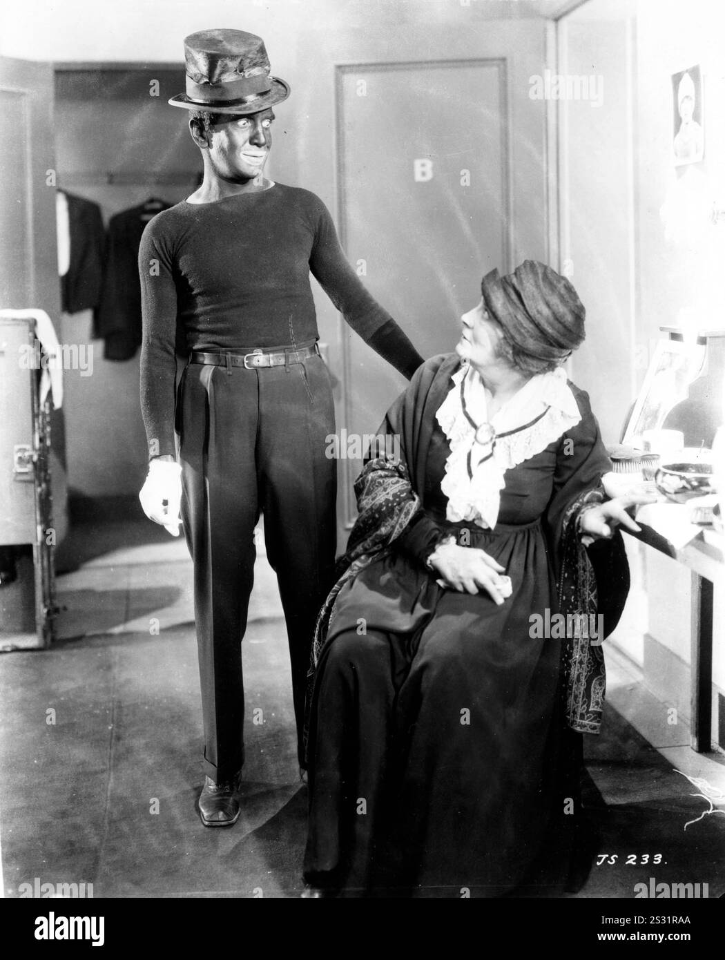 THE JAZZ SINGER AL JOLSON, EUGENIE BESSERER Date: 1927 Stock Photo - Alamy