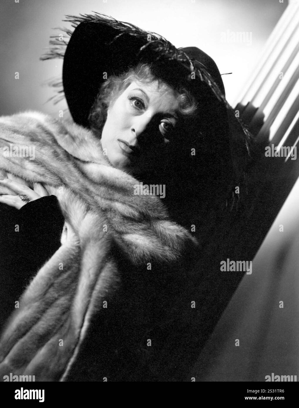 Greer garson hi-res stock photography and images - Alamy