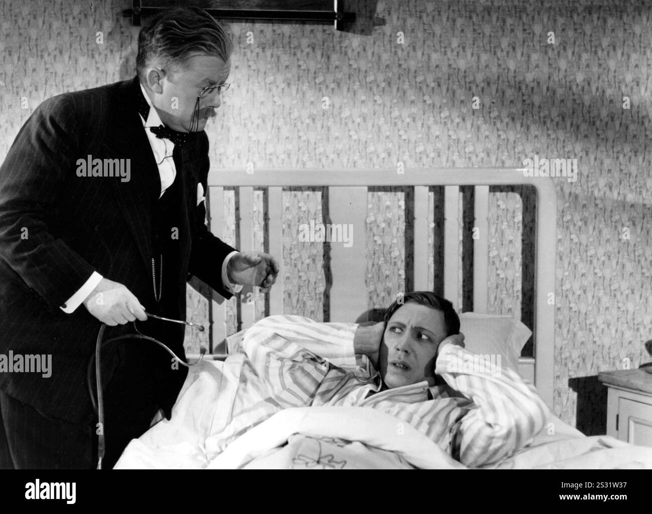 NO LIMIT GEORGE FORMBY AS THE PATIENT DOCTOR HOUSE VISIT AFRAID OF ...