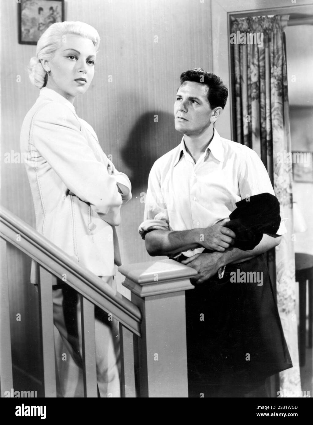 THE POSTMAN ALWAYS RINGS TWICE JOHN GARFIELD AND LANA TURNER PICTURE ...