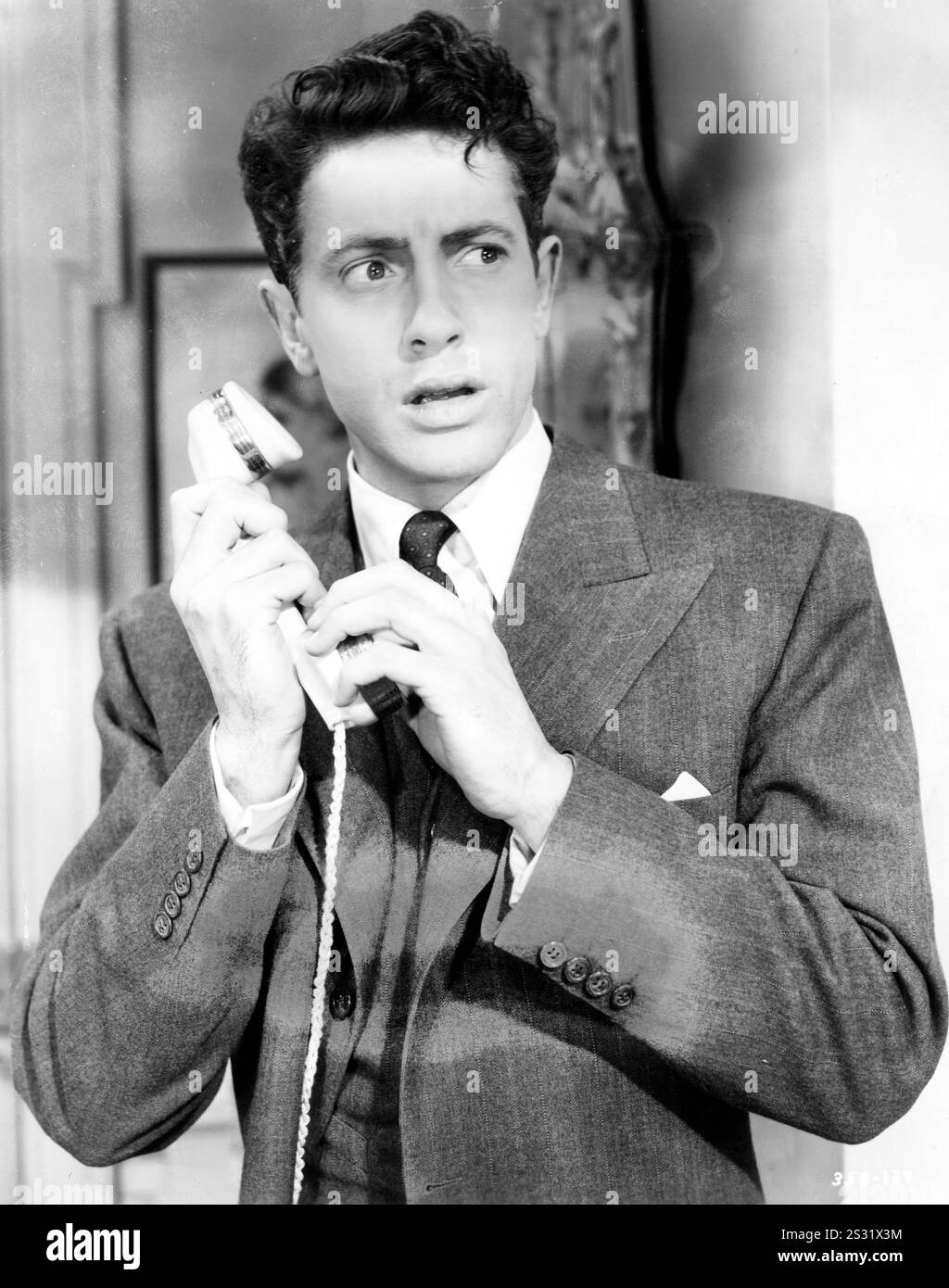 Farley granger hi-res stock photography and images - Alamy