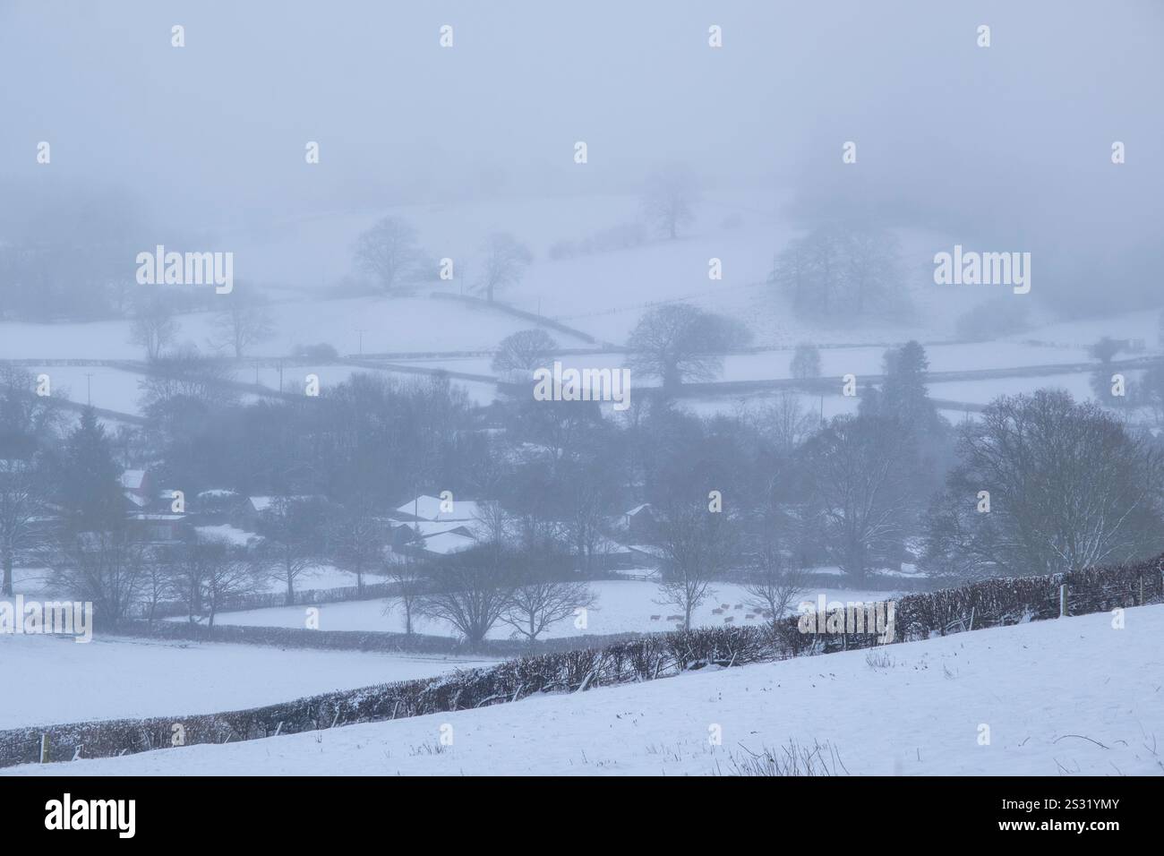 Rural landscape following Winter snowfall in the Shropshire Hills ...