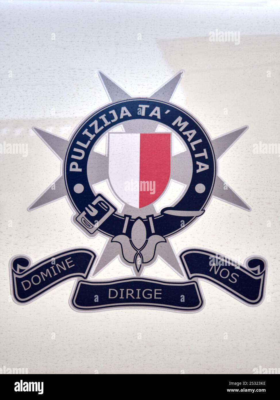 Maltese police logo on a car Stock Photo - Alamy