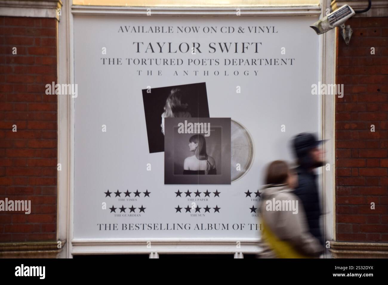 Taylor swift album hi-res stock photography and images - Alamy