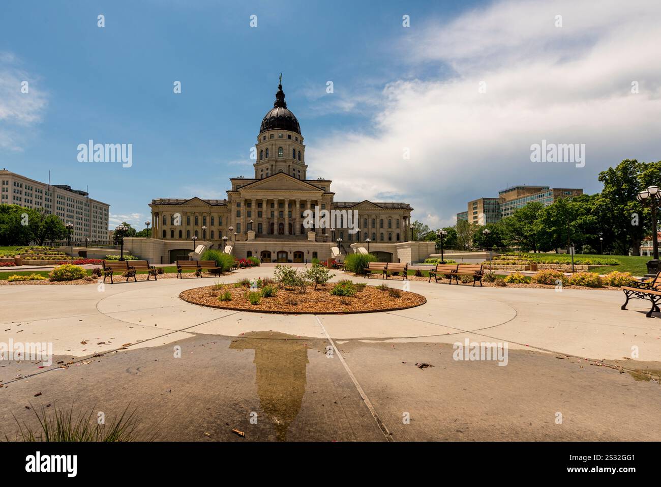 Historical Capitol Building with Gardens on a Clear Sunny Day Stock ...