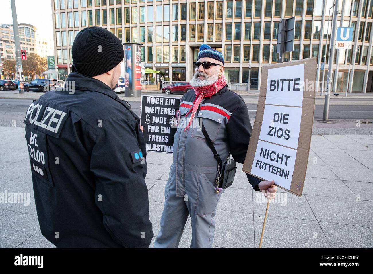 Berlin, Germany. 8th Jan, 2025. A pro-Palestine protest at Potsdamer ...