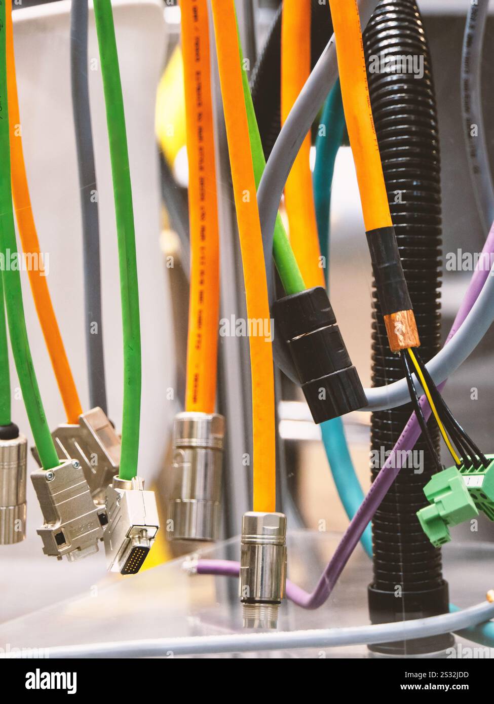 Durable connectors hi-res stock photography and images - Alamy