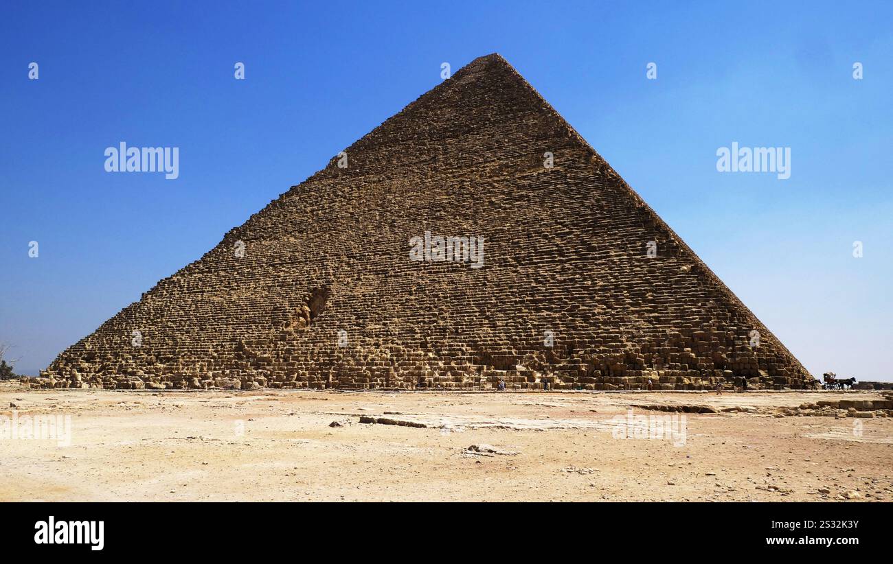 The Great Pyramid of Khufu Kheops, Giza, Cairo, Egypt Stock Photo - Alamy