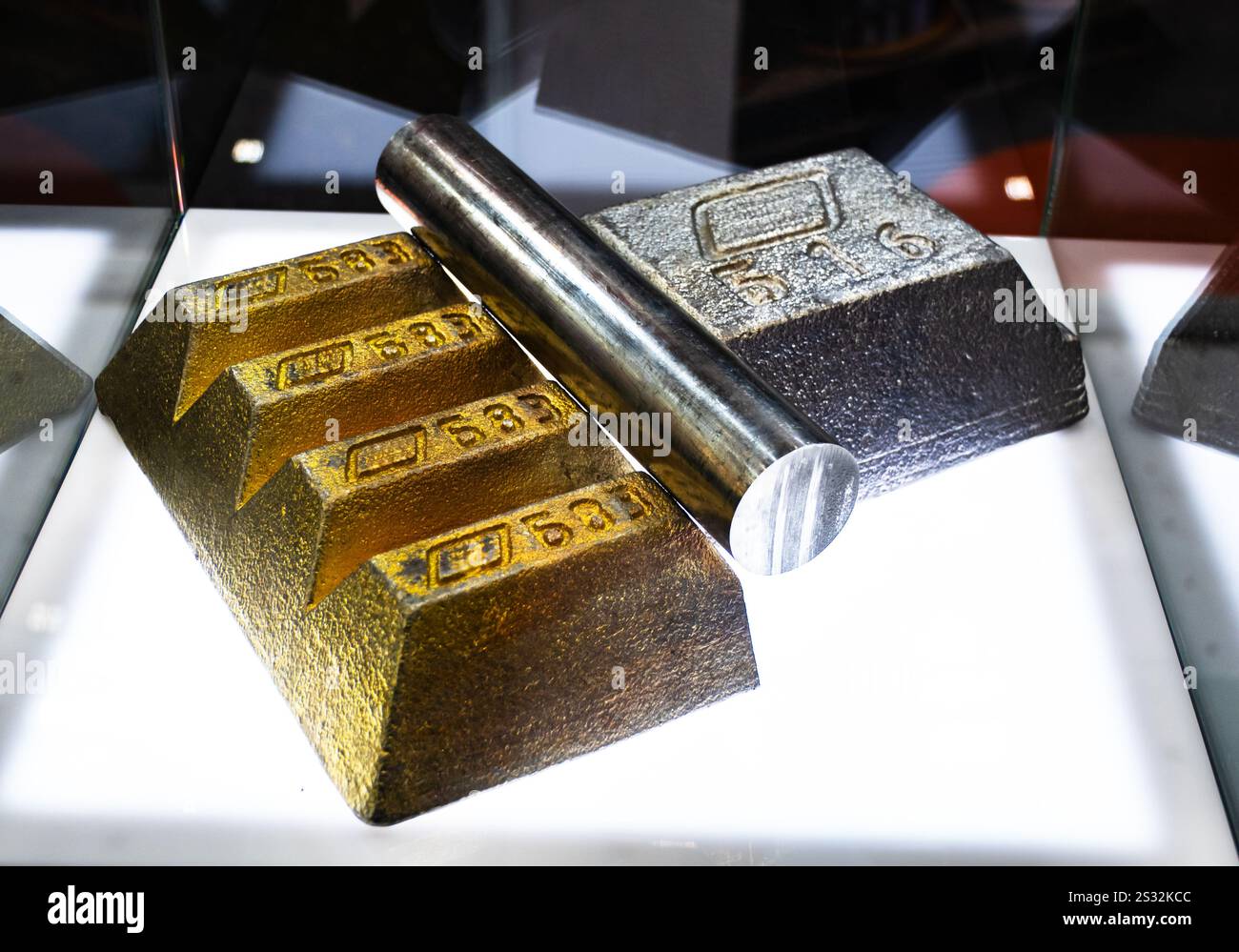 Industrial Babbits and Specialty Components. Babbits and articles thereof Stock Photo - Alamy
