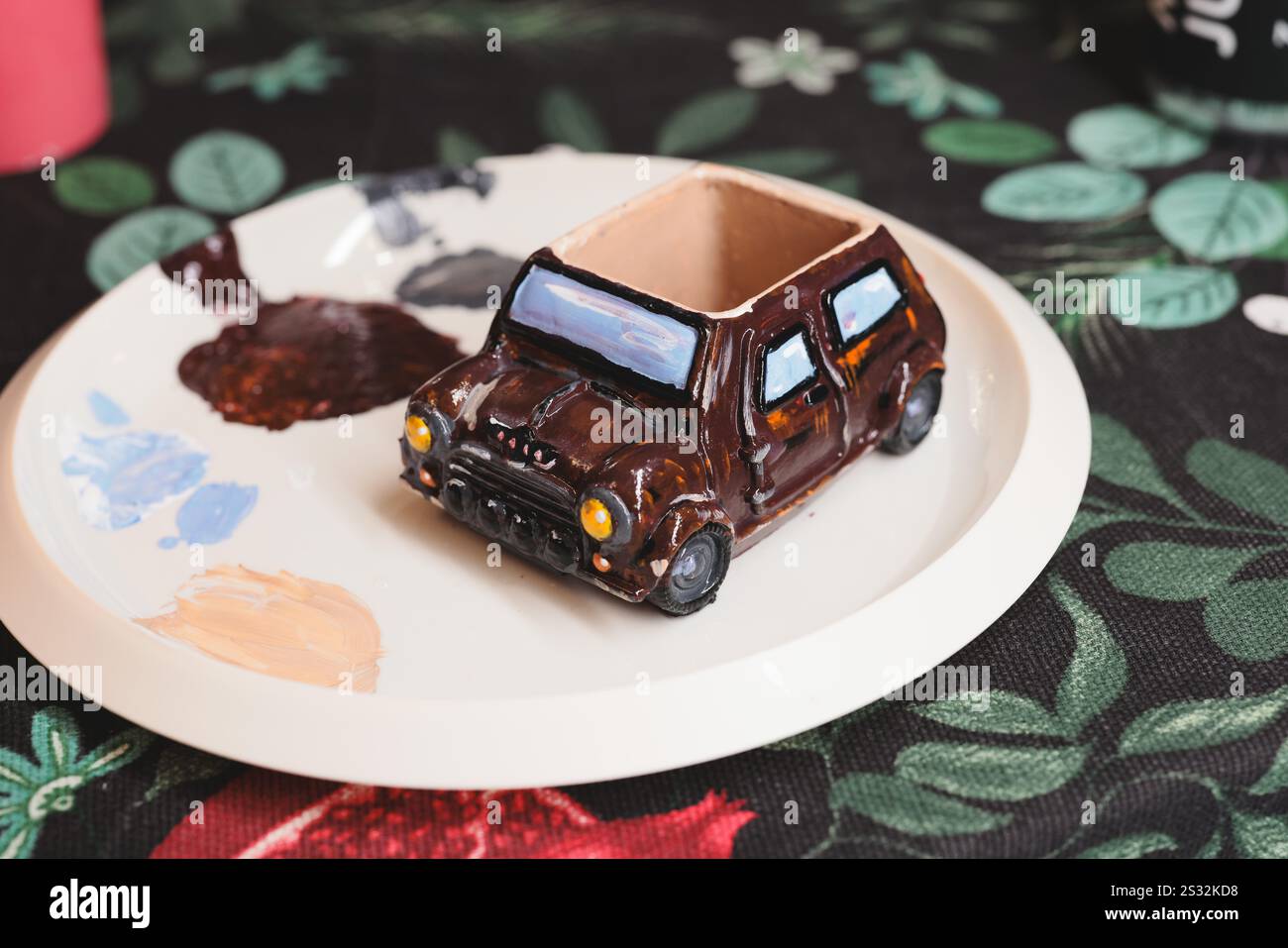 This is a delightful HandPainted Miniature Car Crafting Project to ...
