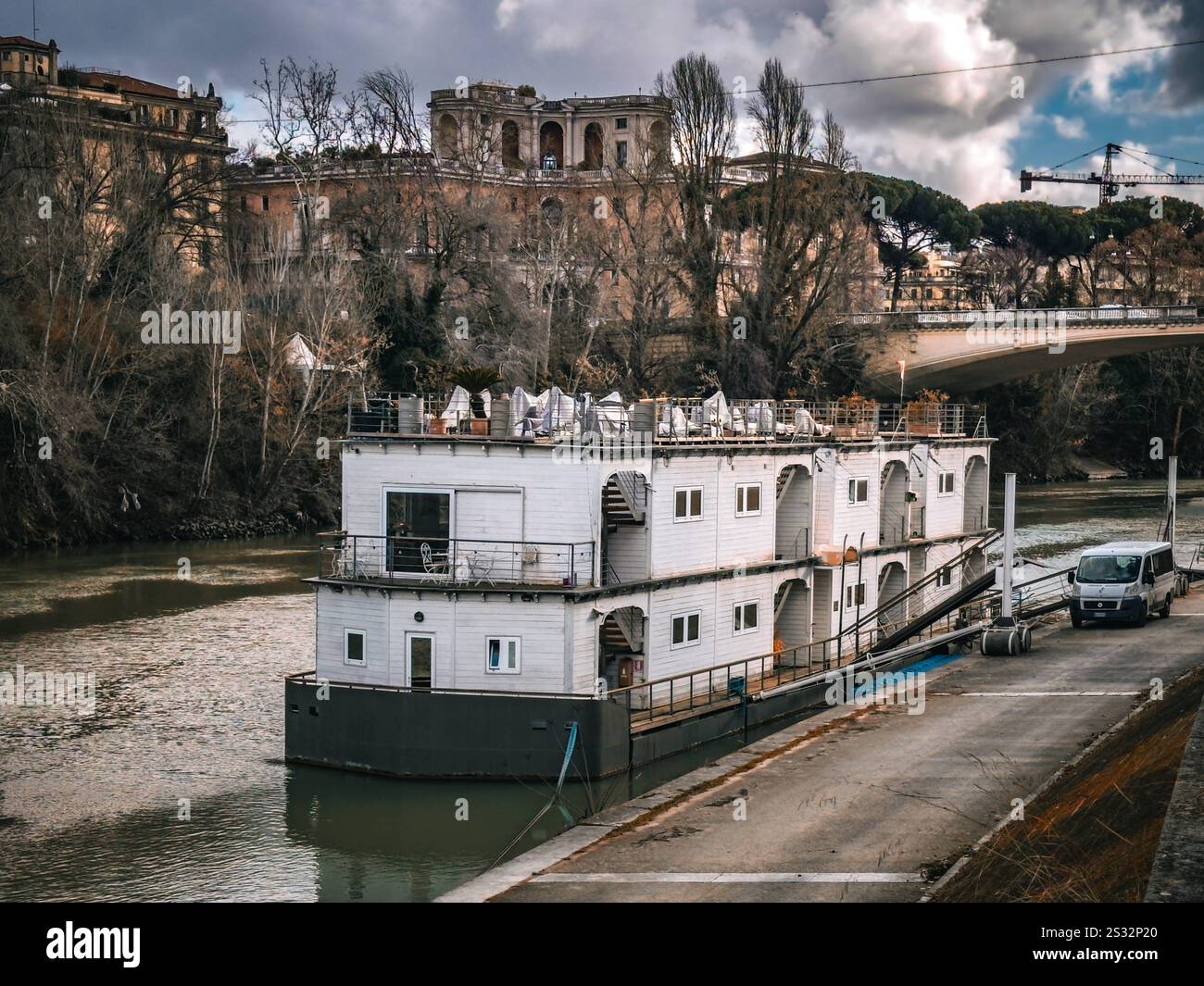 Rom, Italien, Europa, Fluss Tiber, Hausboot, schwimmendes Restaurant ...