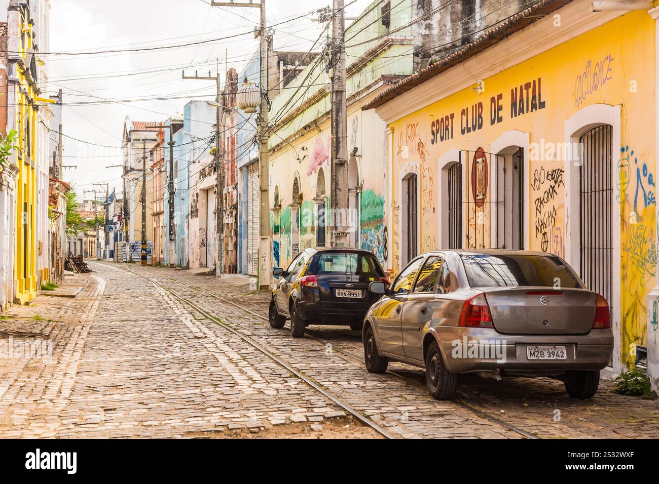Back streets cobbles hi-res stock photography and images - Alamy