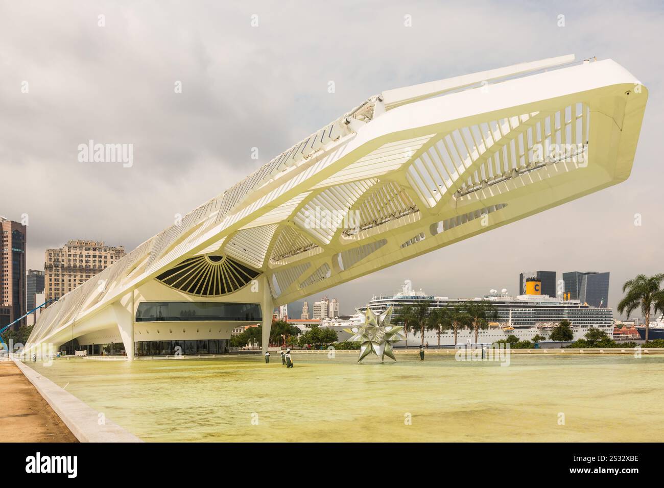 The Museum of Tomorrow, Rio de Janeiro, Brazil Stock Photo - Alamy