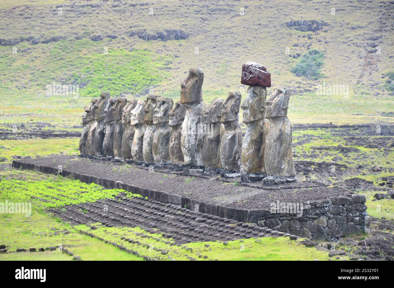 Ahu Tongariki the biggest ahu of Rapa Nui with its impressive 15 moai ...
