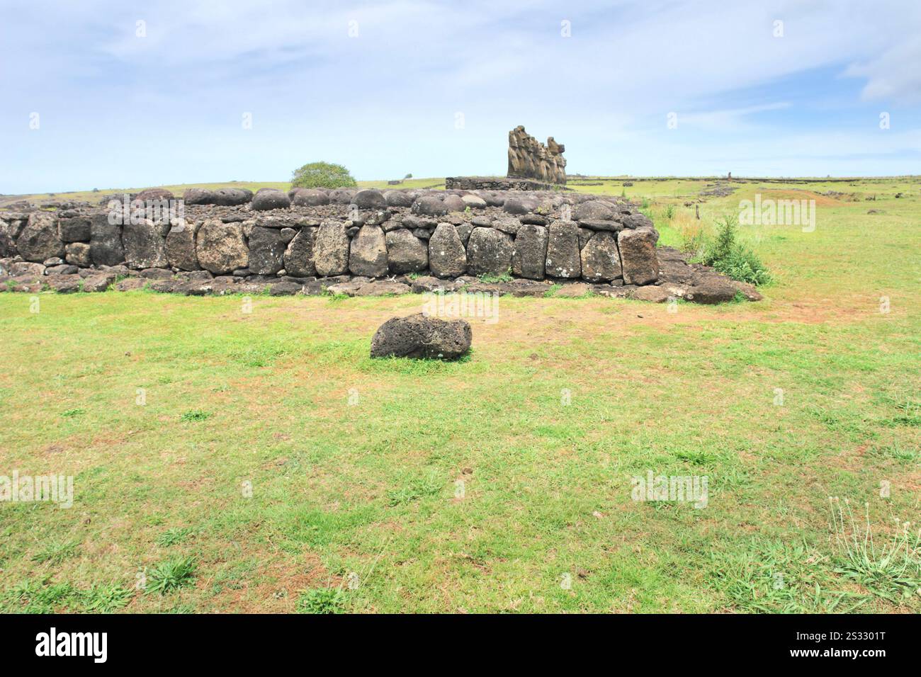 Ahu Tongariki the biggest ahu of Rapa Nui with its impressive 15 moai ...