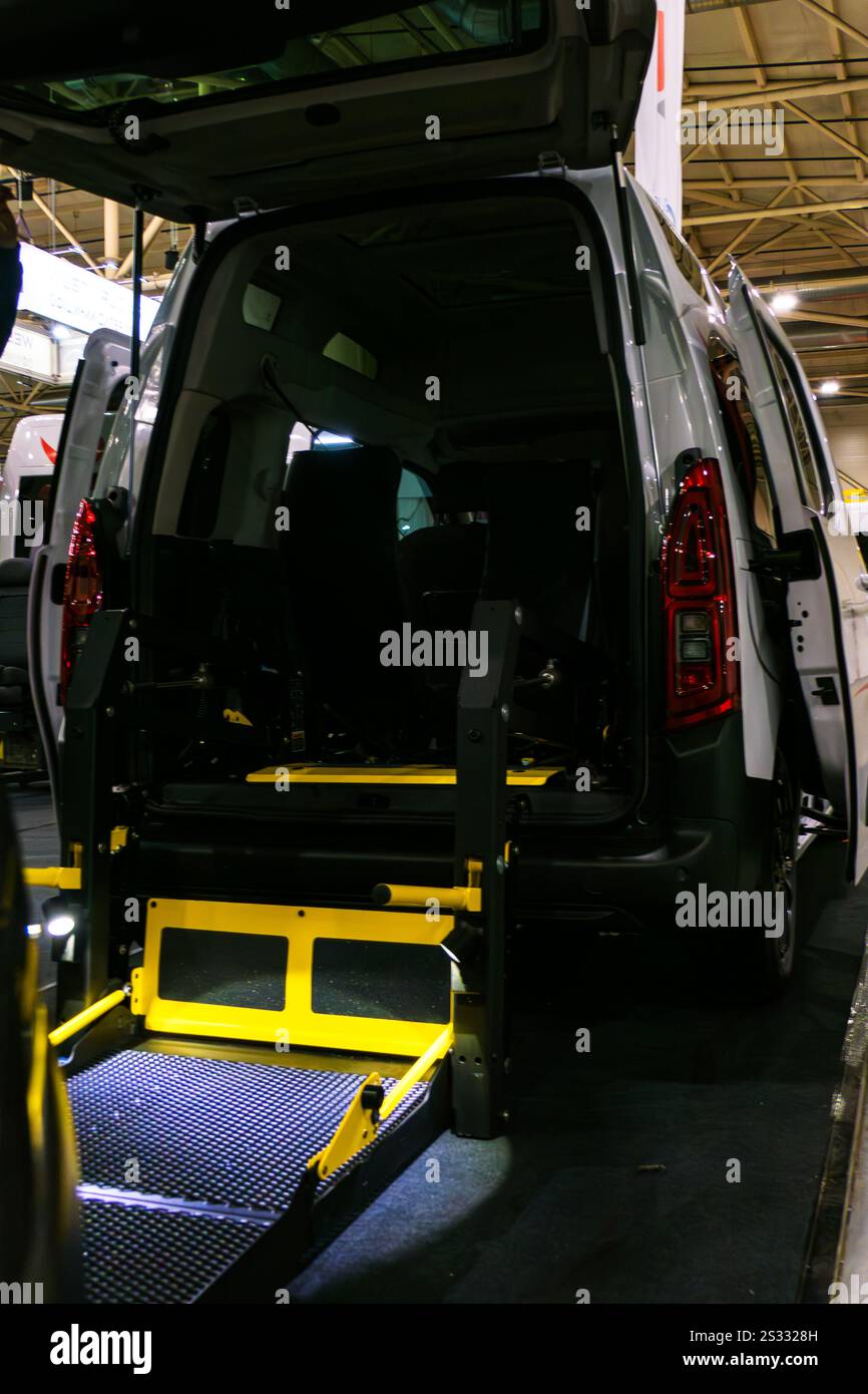 Inclusive transport. A lifting mechanism in the passenger compartment ...