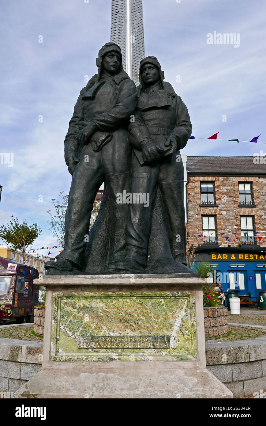 Alcock and brown statue clifden hi-res stock photography and images - Alamy