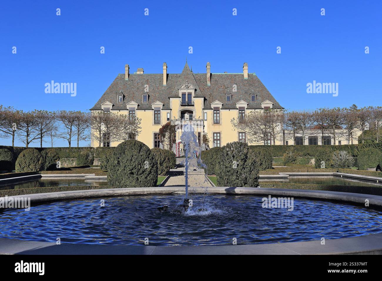 Oheka castle long island hi-res stock photography and images - Alamy