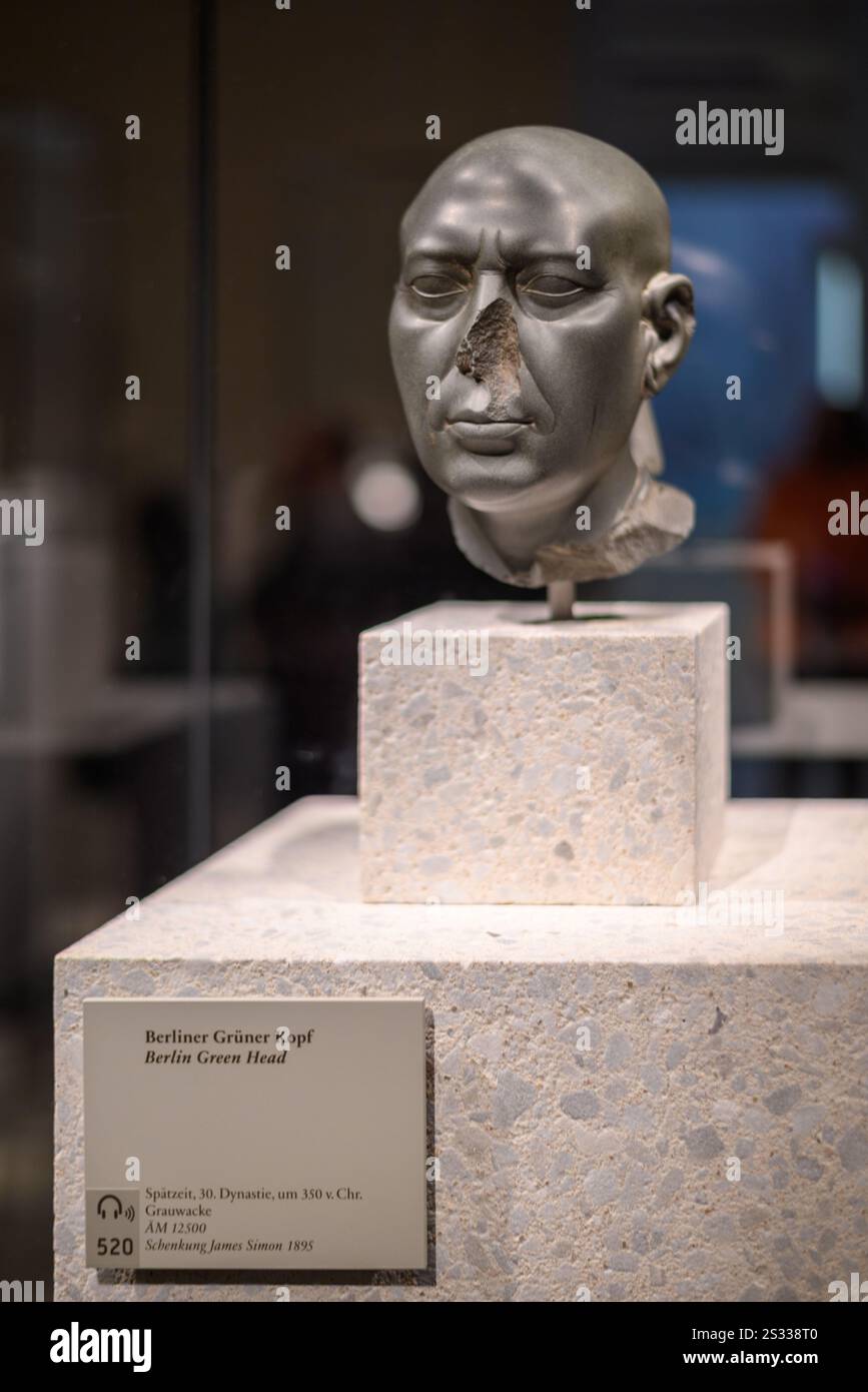 Berlin Green Head ancient Egyptian statue exhibited in the Neues Museum ...