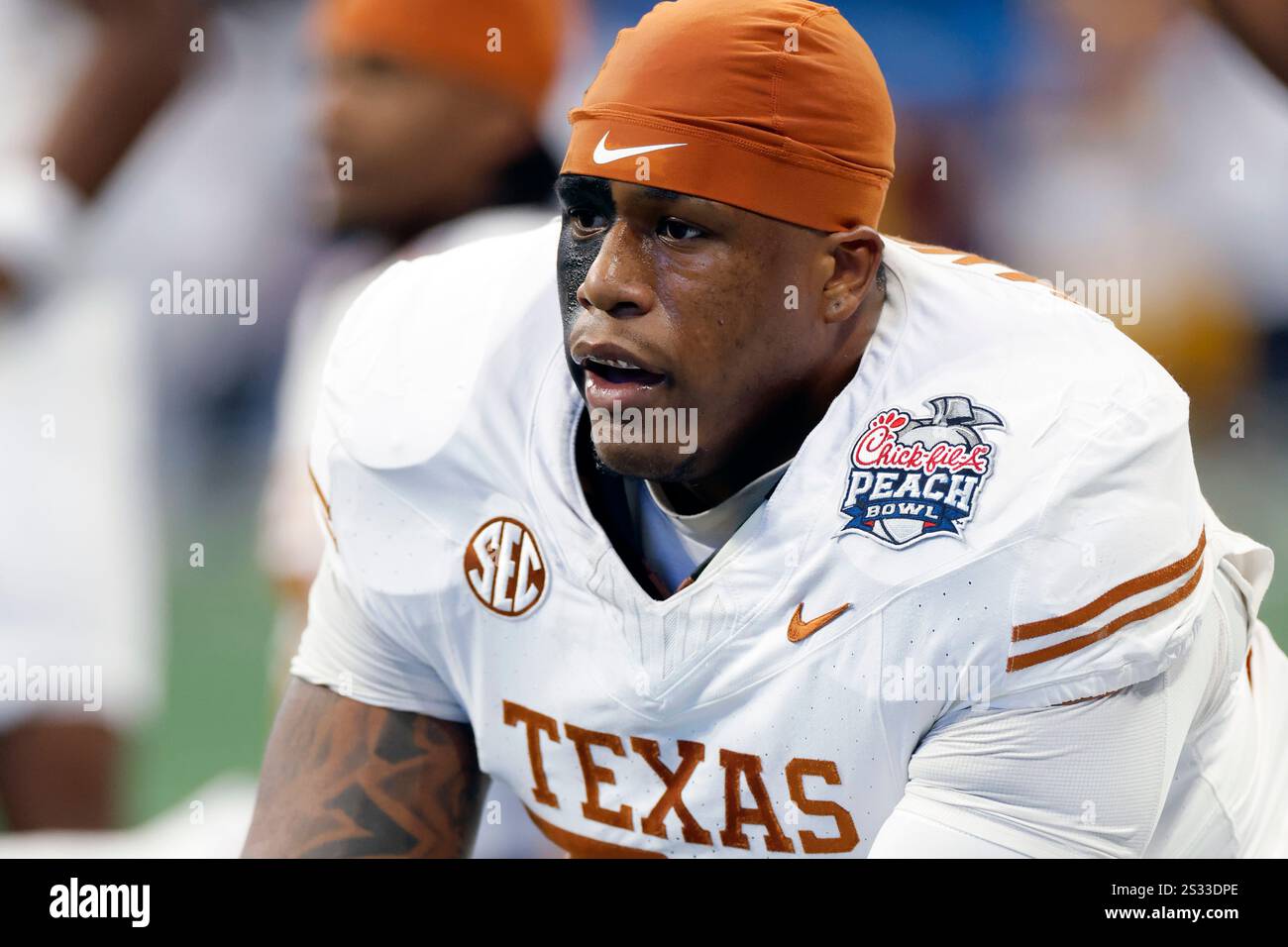 ATLANTA, GA - JANUARY 01: Offensive Lineman DJ Campbell #52 of the ...