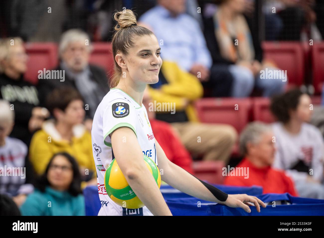Julia Nowicka (BKS BOSTIK ZGO Bielsko-Biala, #02) - Laecheln / GER ...