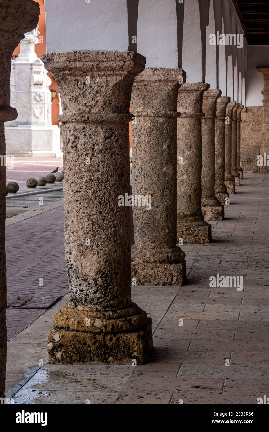 Colonial Columns. Historical Center, Cartagena de Indias, Colombia ...