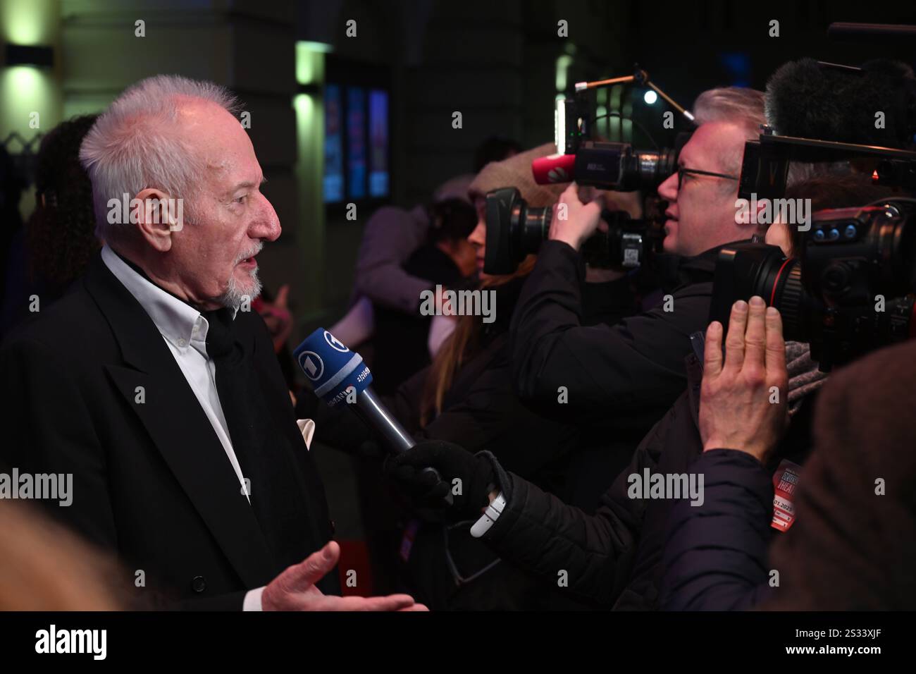 08 January 2025, Bavaria, Munich: Actor Sepp Schauer gives an interview ...