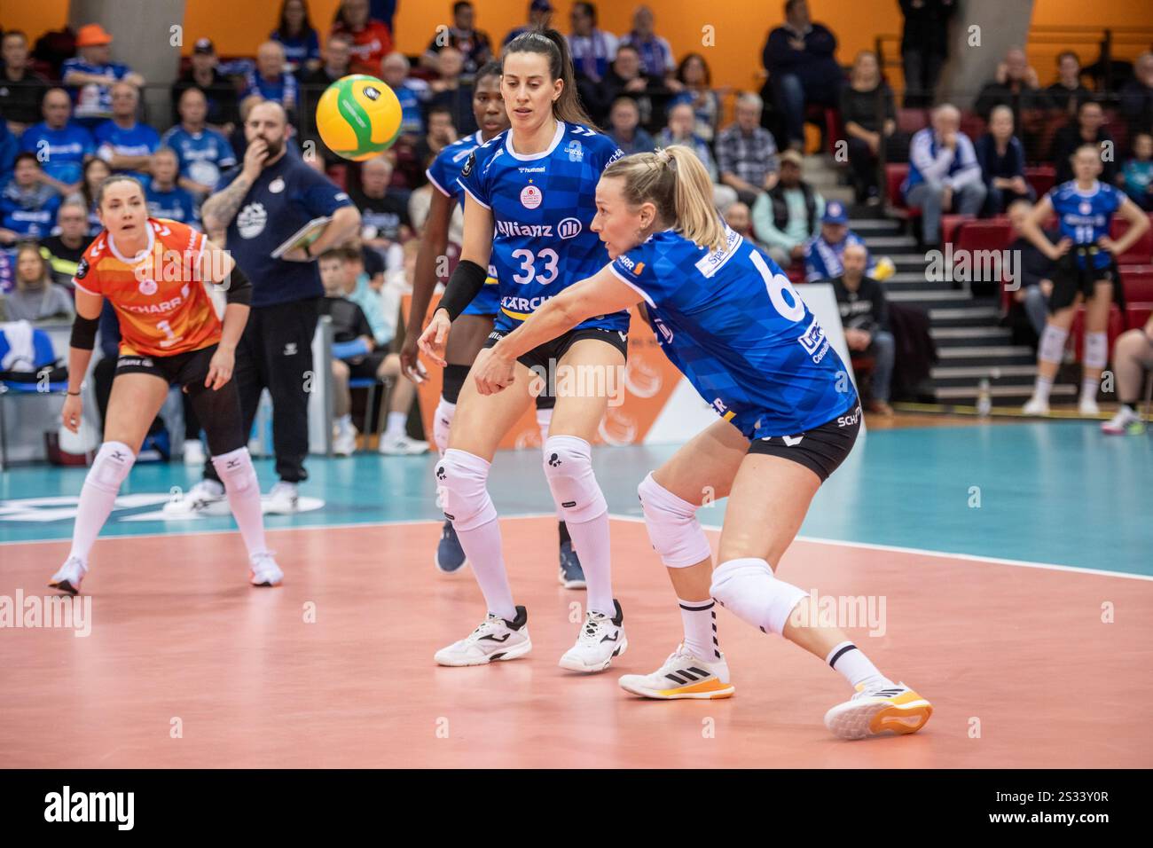 Antonia Stautz (Allianz MTV Stuttgart, #06) - Ballannahme / GER ...
