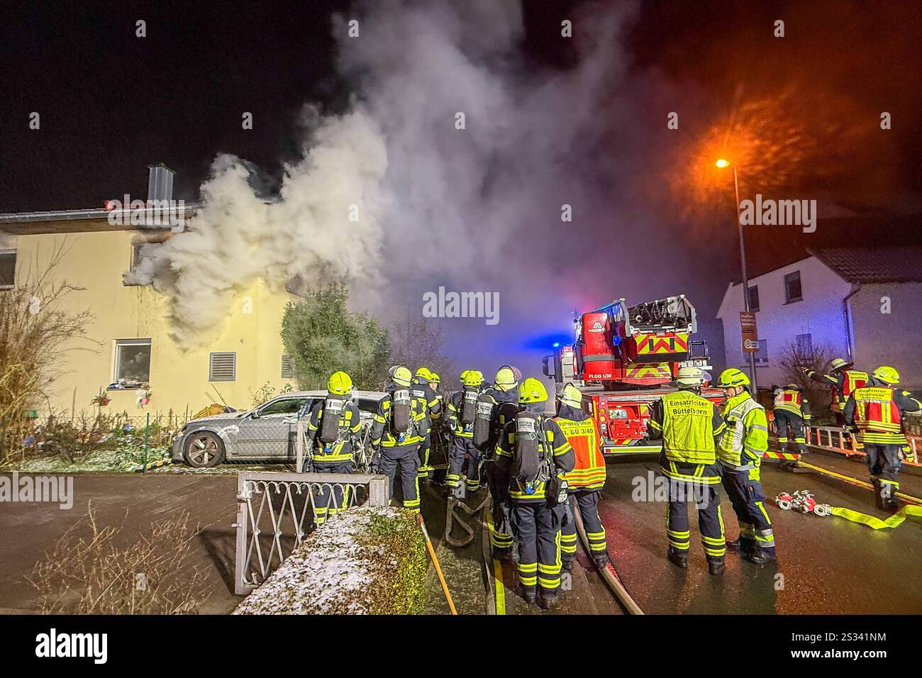 Drei Verletzte bei Hausbrand in Worfelden - 08.01.2025 Büttelborn ...