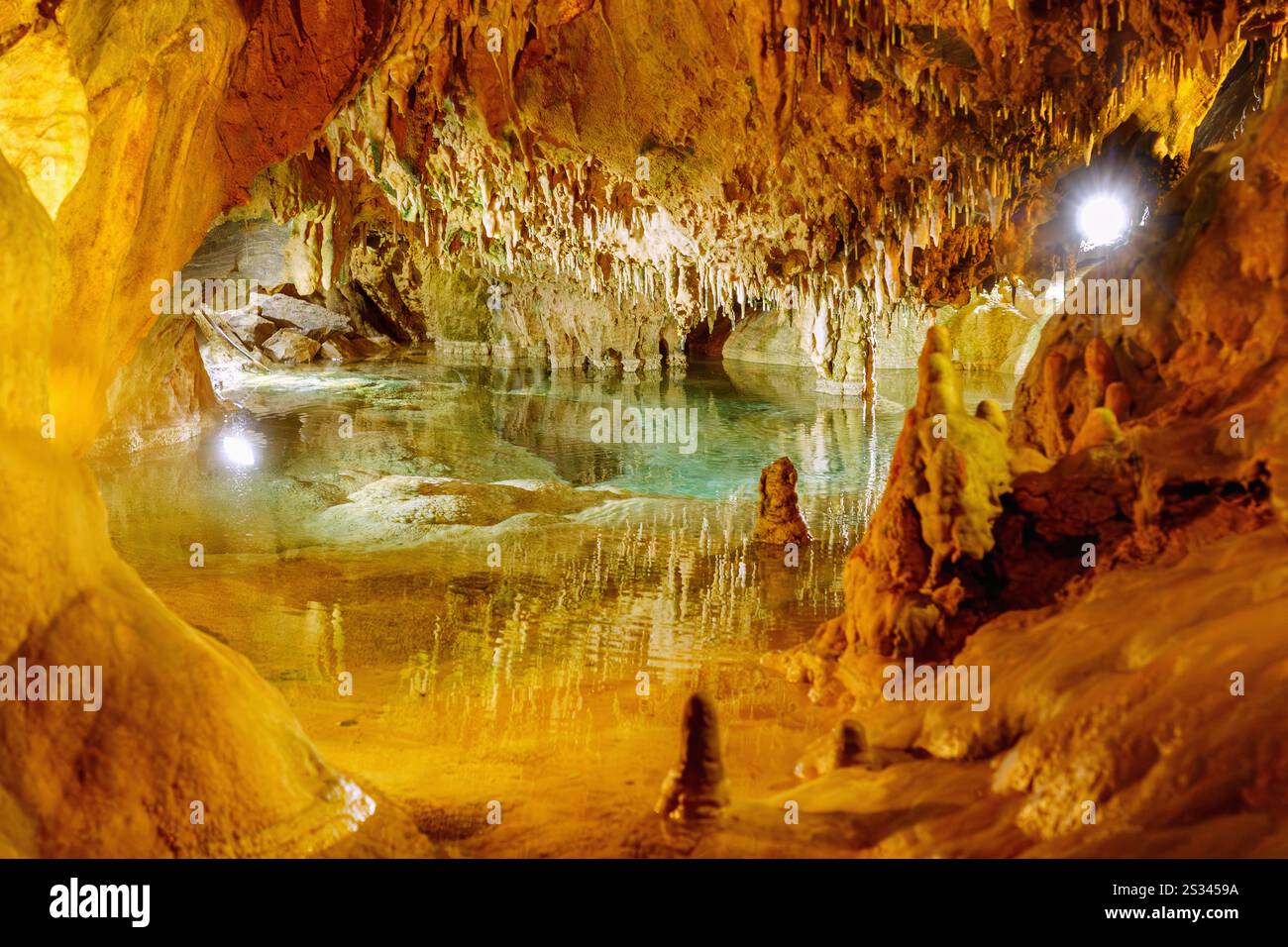 Indian Echo Caverns limestone cave with underground pond in Middletown ...