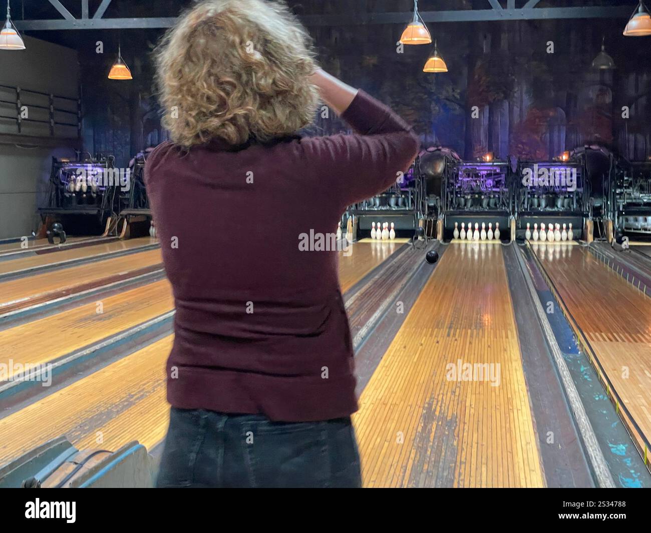Bowling lanes gutter hi-res stock photography and images - Alamy