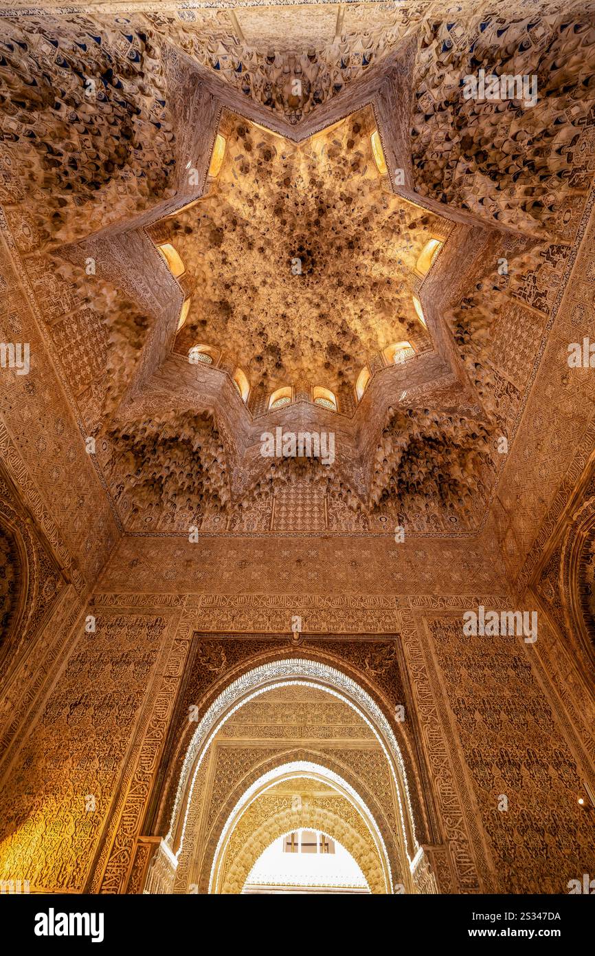 The Muqarnas Dome of Alhambra's Ibn Sarraj "Abencerrages" Hall: The ...