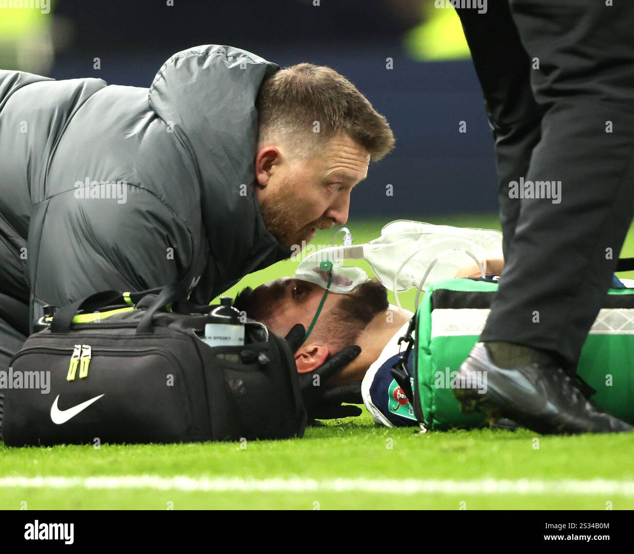 London, UK. 08th Jan, 2025. Rodrigo Bentancur (TH). injured at the ...