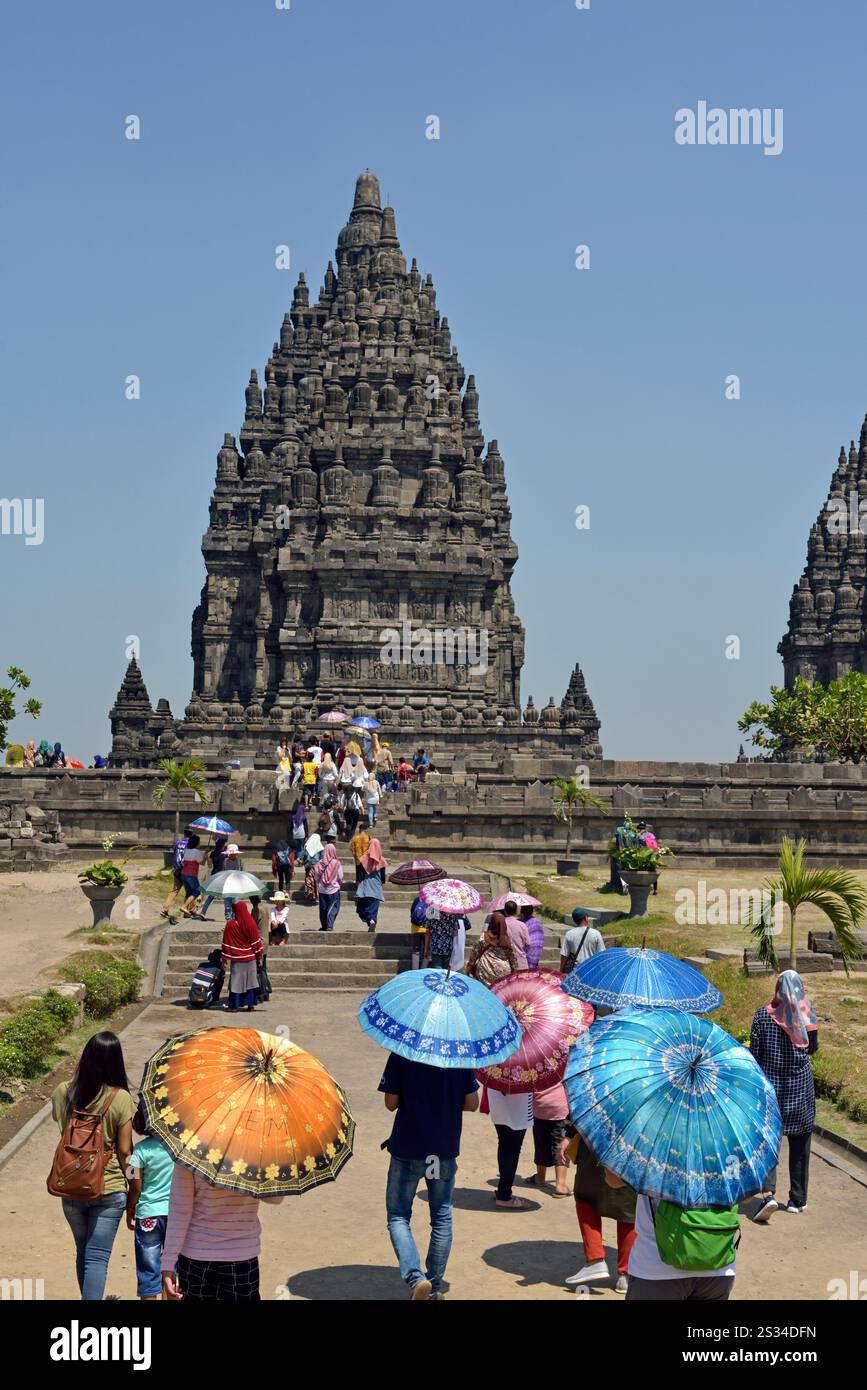 Visitors at Prambanan Temple Compounds, region of Yogyakarta, Java ...