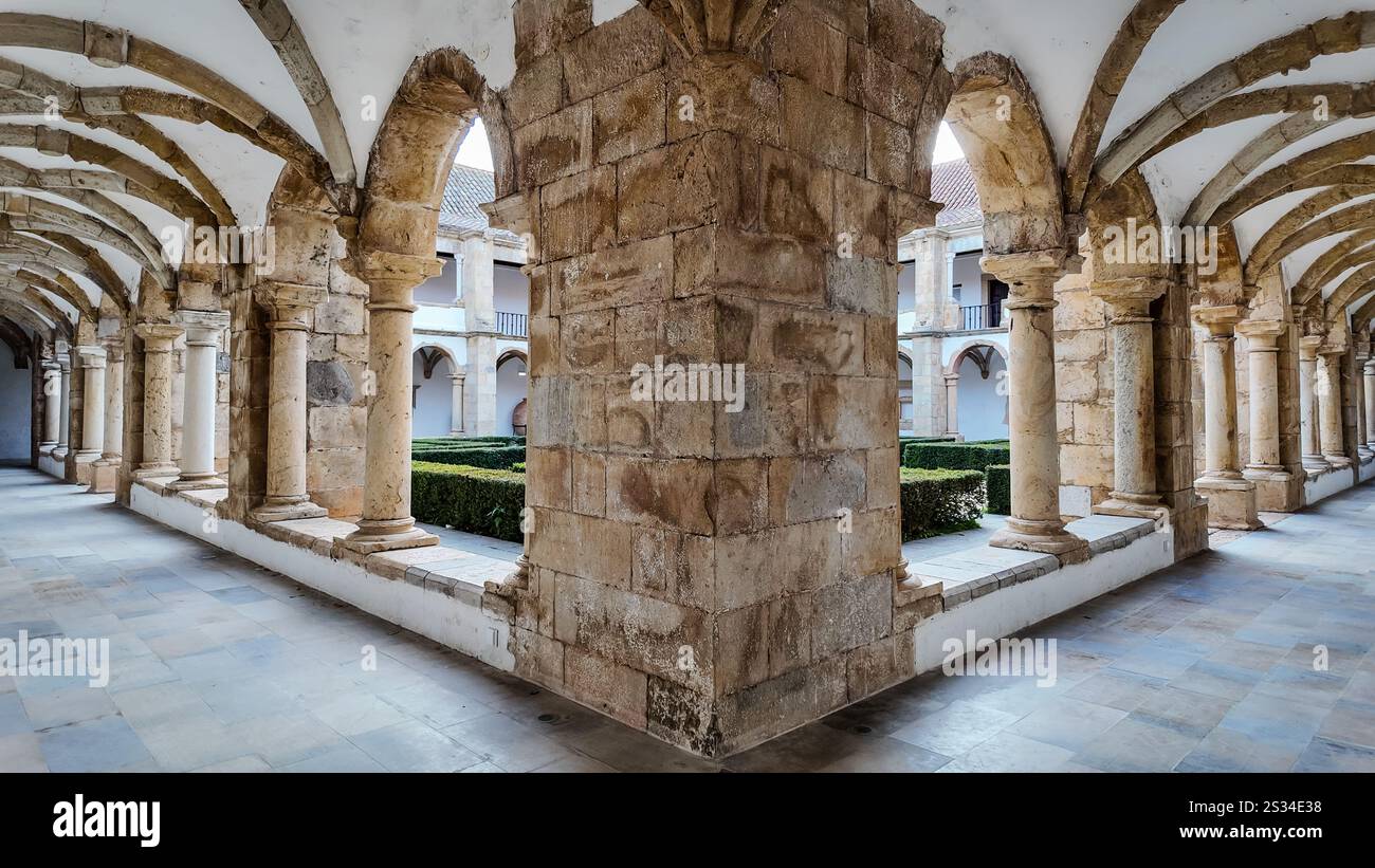Faro Municipal Museum, housed in a 16th-century convent, showcases ...