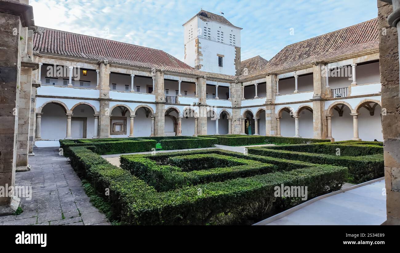 Faro Municipal Museum, housed in a 16th-century convent, showcases ...