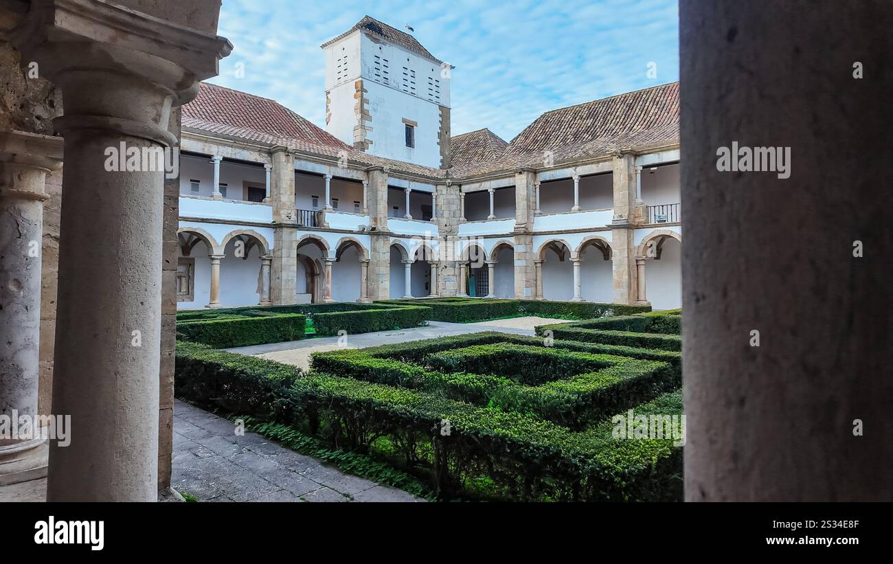 Faro Municipal Museum, housed in a 16th-century convent, showcases ...