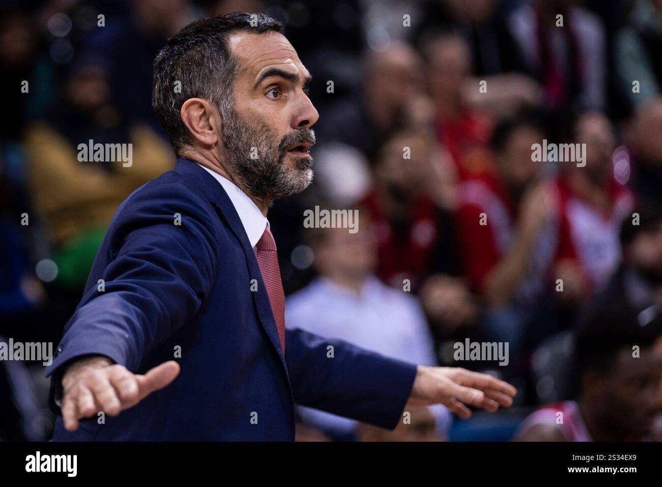 Bonn, Deutschland. 08th Jan, 2025. Federico Fuca (Vicecoach ...