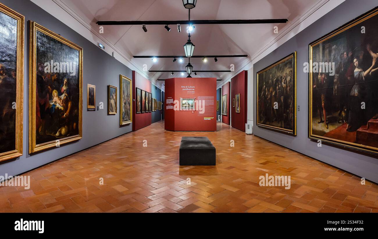 Faro Municipal Museum, housed in a 16th-century convent, showcases ...