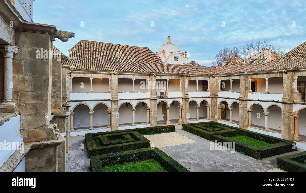 Faro Municipal Museum, housed in a 16th-century convent, showcases ...
