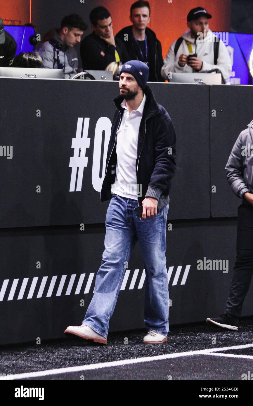 Milan, Italy. 08th Jan, 2025. Milan, Celebrity Sightings - Gerard Piqué ...