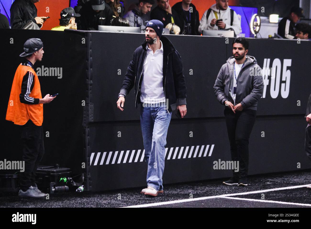 Milan, Italy. 08th Jan, 2025. Milan, Celebrity Sightings - Gerard Piqué ...