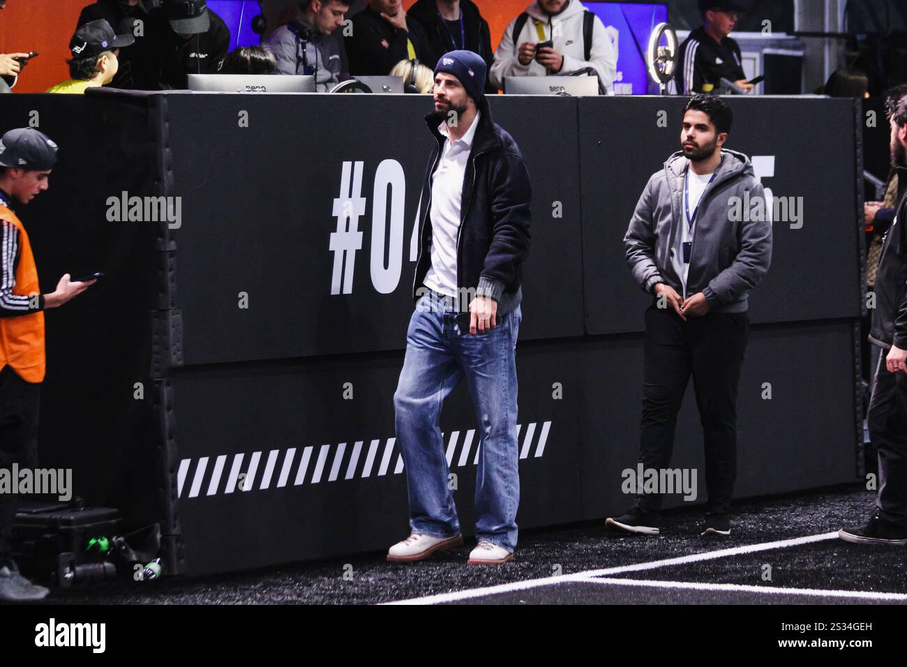 Milan, Italy. 08th Jan, 2025. Milan, Celebrity Sightings - Gerard Piqué ...