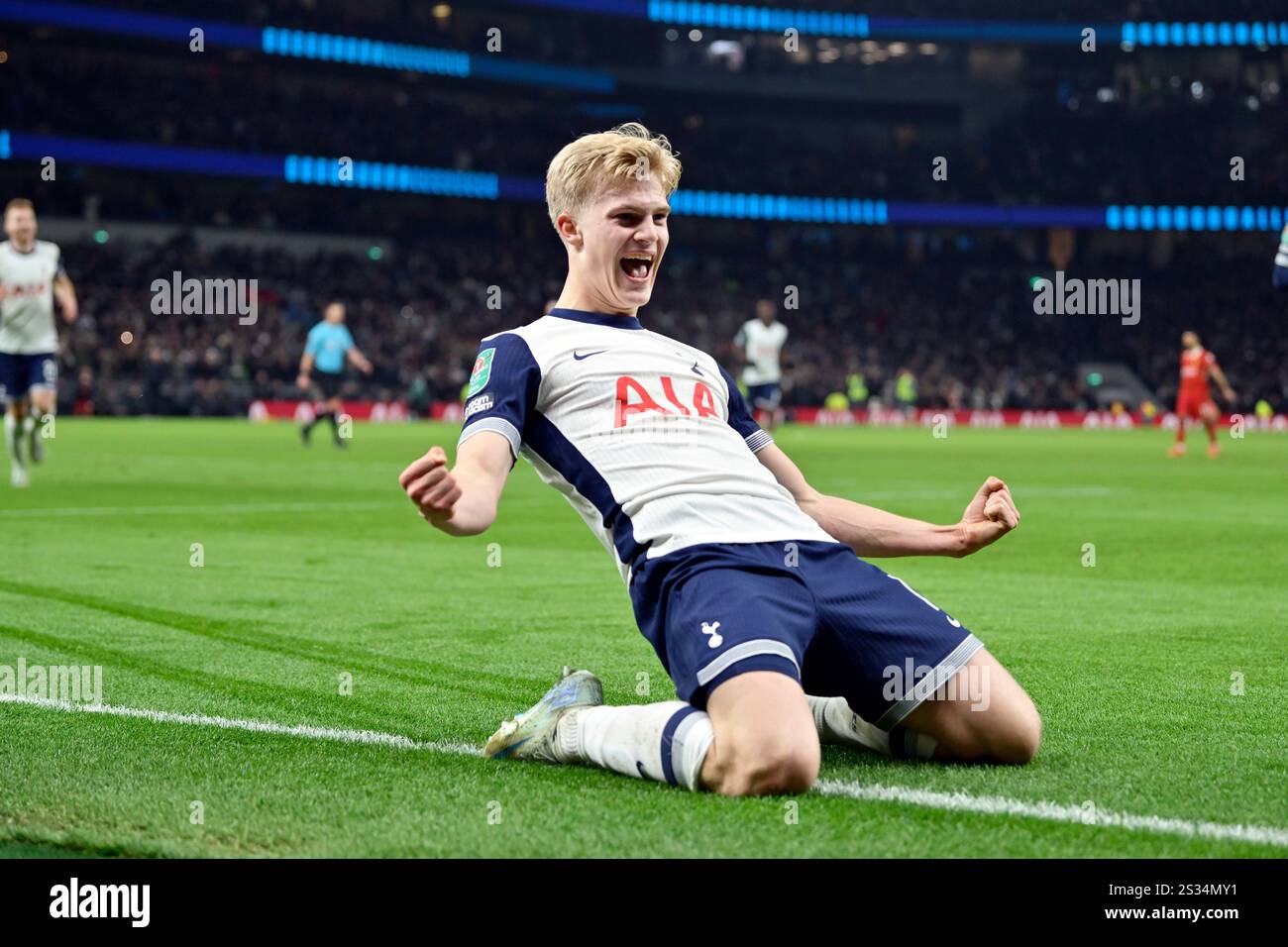 Openning soccer stadium hi-res stock photography and images - Alamy