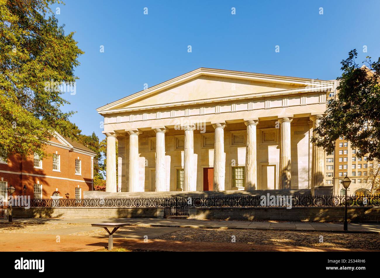 Second Bank of the United States (US) in the Historic Waterfront ...