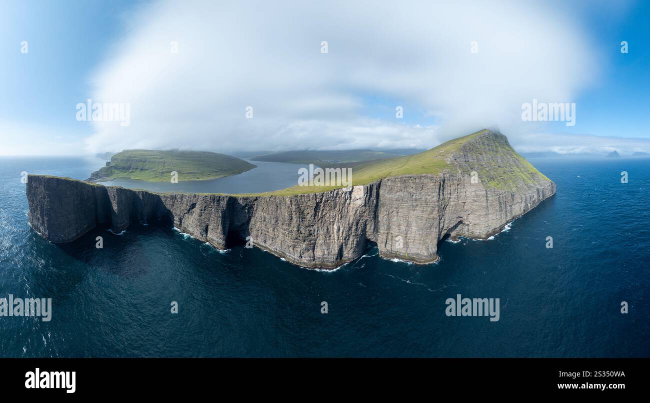 Traelanipa cliffs and Sorvagsvatn Lake on Vagar Island, Faroe Islands Stock Photo - Alamy