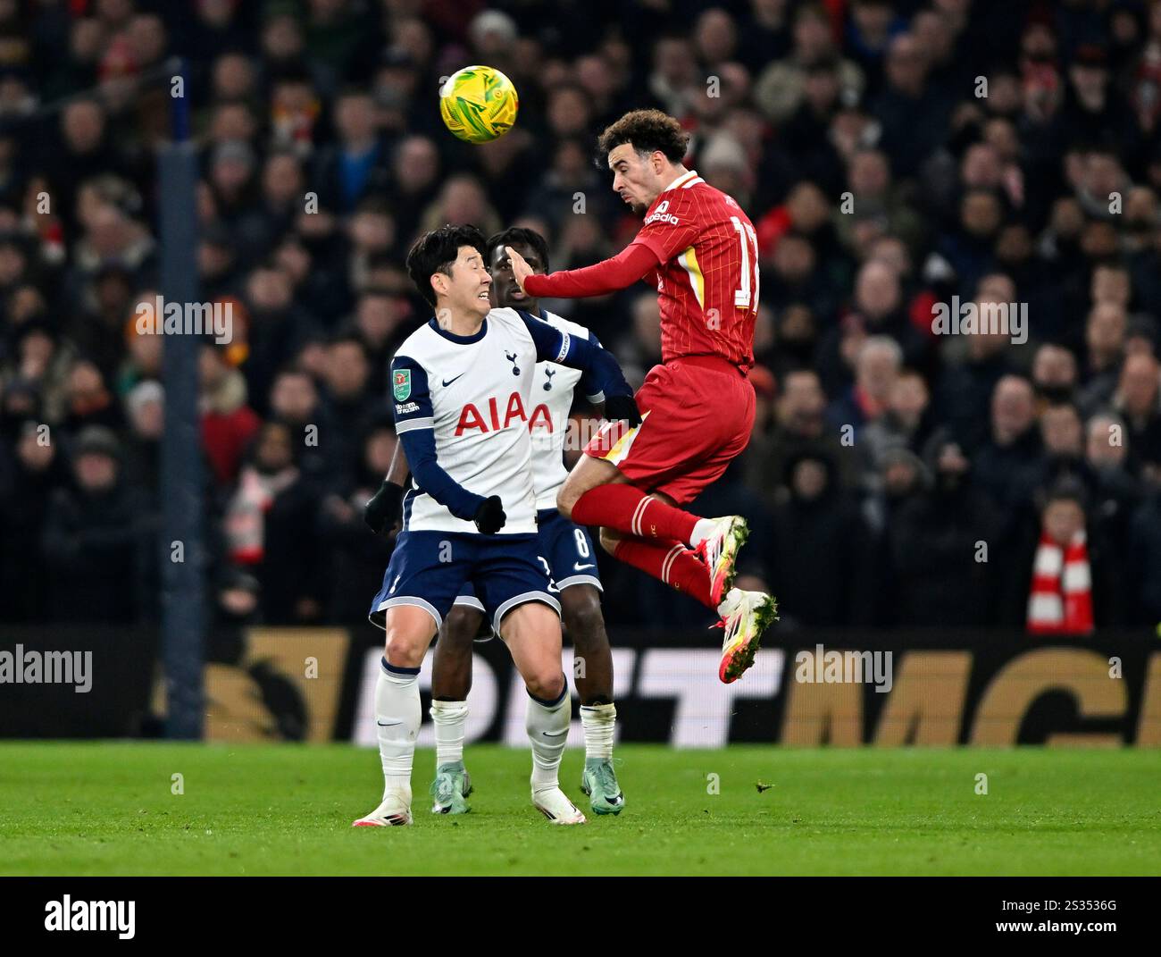 London, UK. 8th Jan, 2025. Curtis Jones (Liverpool) jumps higher than ...