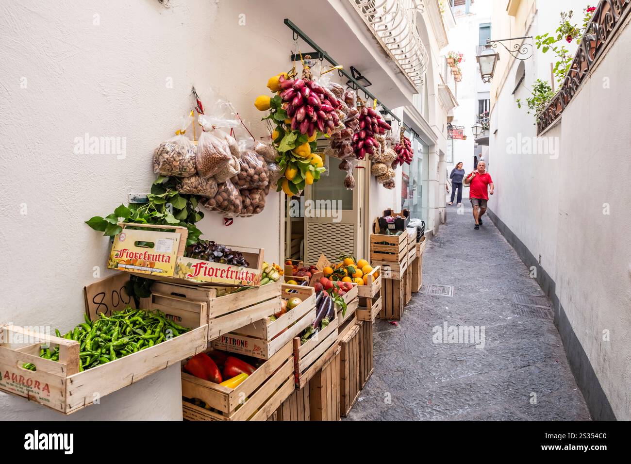 Shops in the streets of Capri, Capri, Gulf of Naples, Italy Stock Photo ...