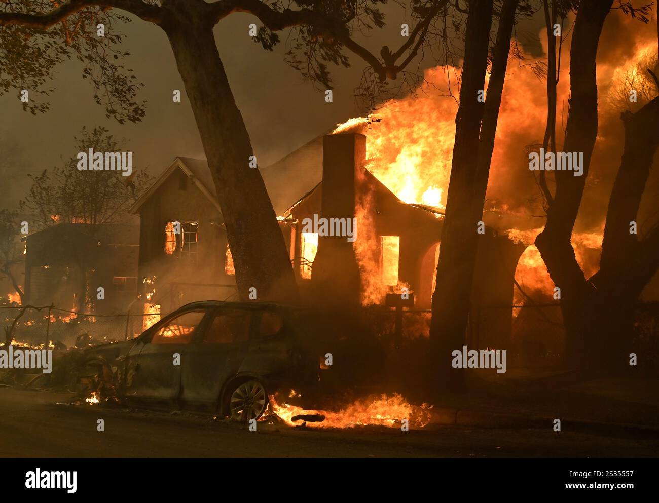 Los Angeles, United States. 08th Jan, 2025. One of a thousand ...